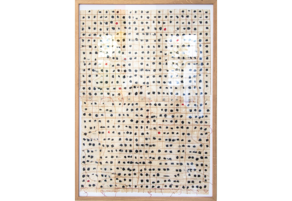 Lokta noir, encre rouge, fils rouges par Catherine Danou - Amelie ...